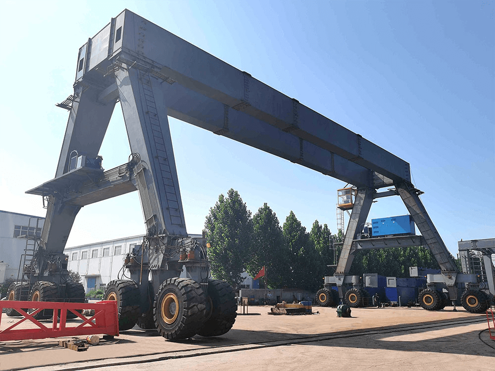 Straddle Carrier Crane Manufacturer | Huada Heavy Industry