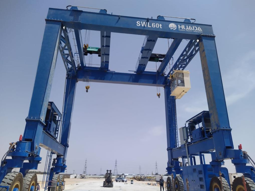 Straddle Carrier Crane Manufacturer | Huada Heavy Industry